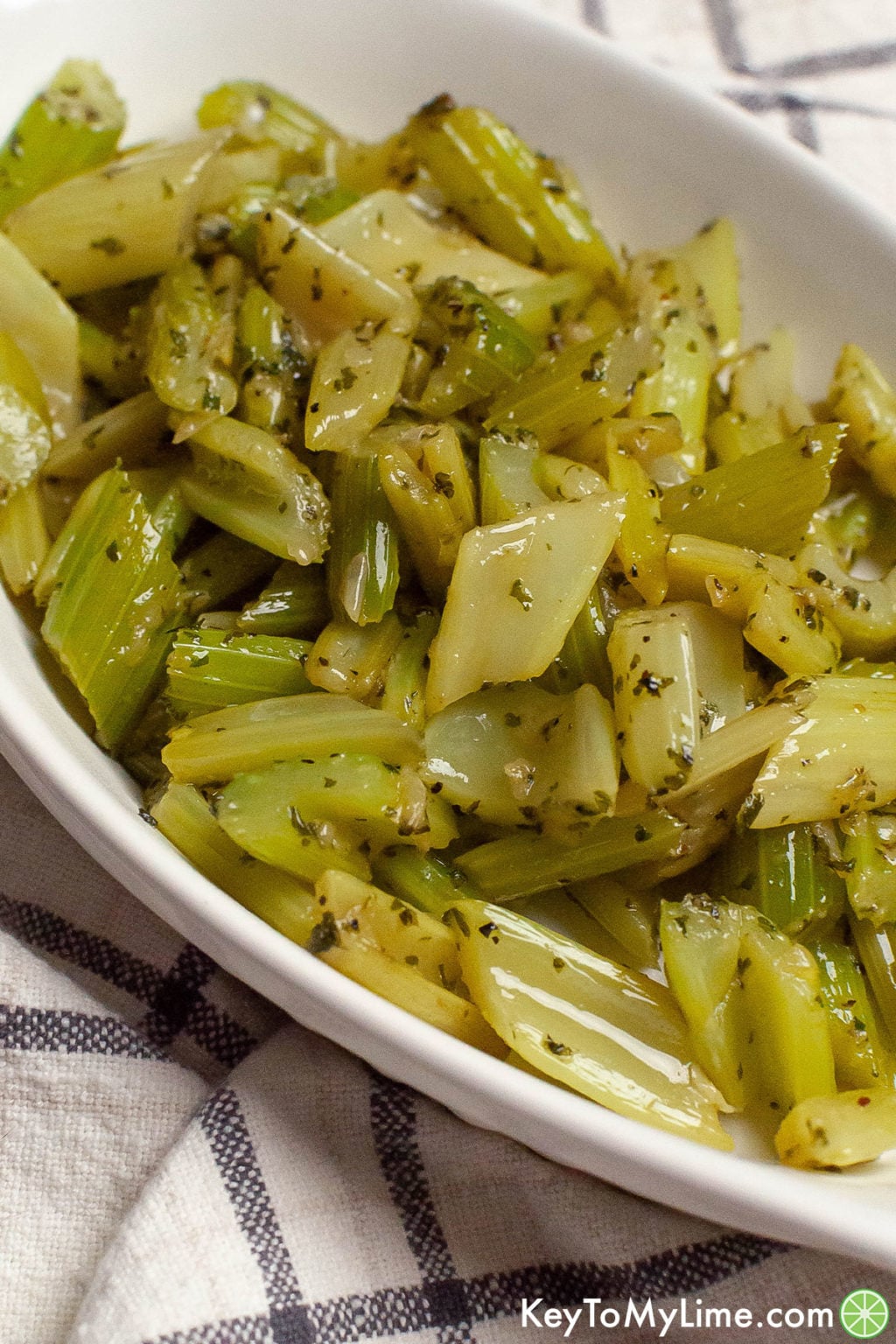 Braised Celery - Simple Side Dish of Sauteed Celery {VIDEO} - Key To My ...