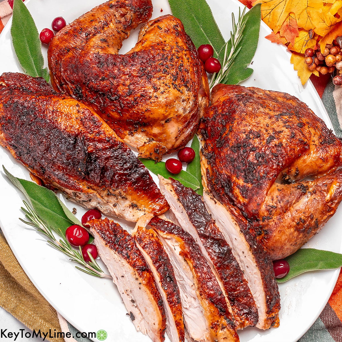 BEST Spatchcock Turkey {Crispy Skin and Juicy Turkey Recipe VIDEO ...